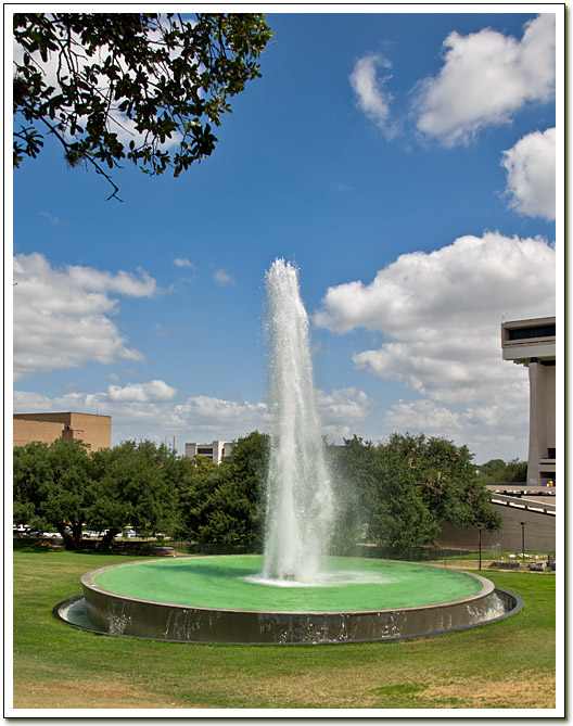 JoJo's Photobox: June 2008 Archives